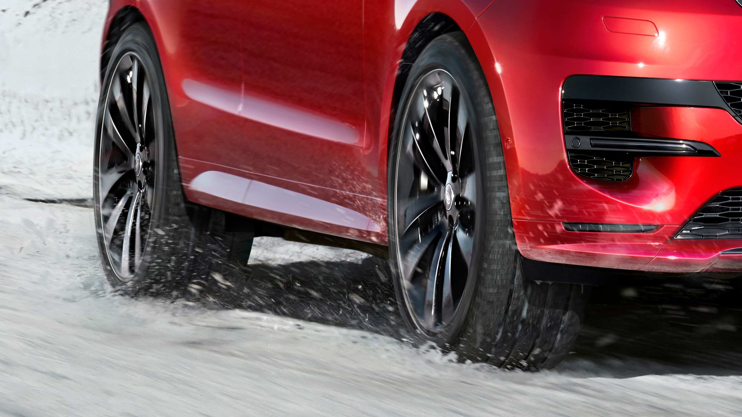 Winter Wheels & Tyres | Land Rover